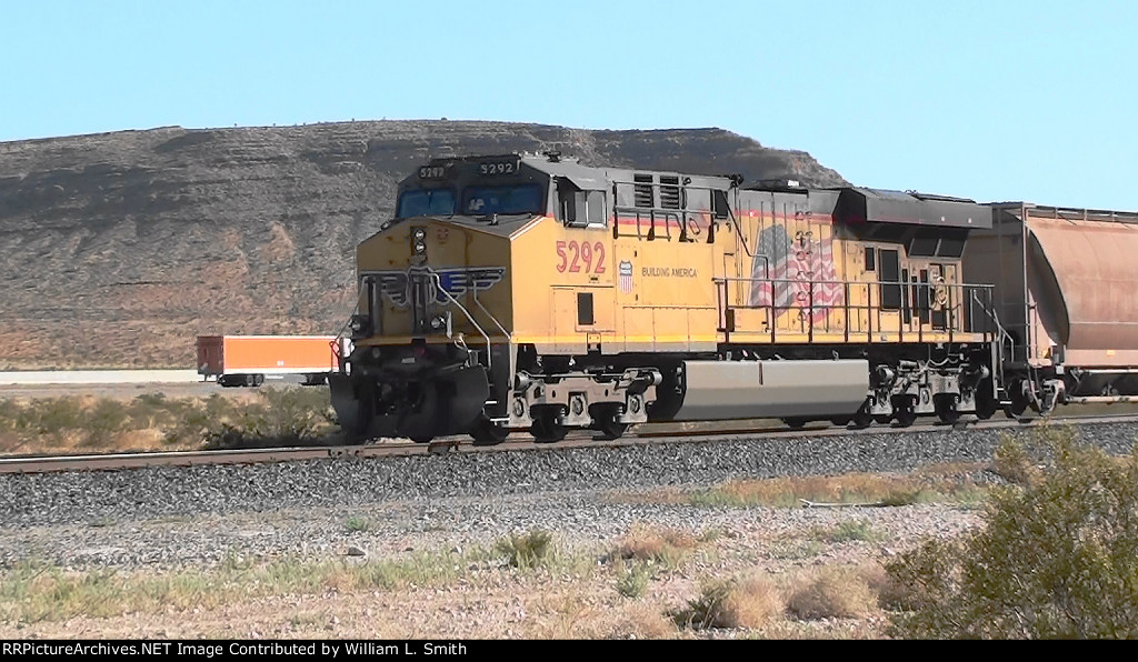 EB Manifest Frt at Erie NV -120
